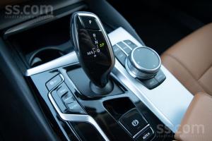 Black BMW 520 2021 in Riga, with an engine capacity of 2.00 L and mileage of 207 thousand km for 22870 €, photo 22 on AUTOMOTO.COM.LV