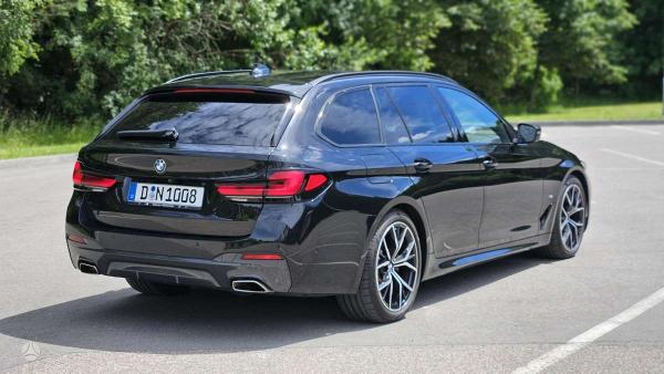 Melns BMW 520 2021 Elektrėnai, ar dzinēja tilpumu 2.00 L un nobraukumu 192 tūkst. km par 24990 €, foto 7 vietnē AUTOMOTO.COM.LV