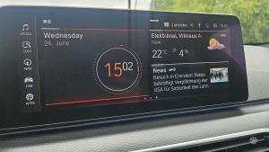 Black BMW 520 2021 in Elektrenai, with an engine capacity of 2.00 L and mileage of 192 thousand km for 24990 €, photo 24 on AUTOMOTO.COM.LV