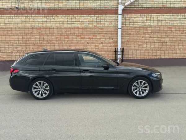 Melns BMW 520 2021 Rīga, ar dzinēja tilpumu 2.00 L un nobraukumu 209 tūkst. km par 24000 €, foto 5 vietnē AUTOMOTO.COM.LV