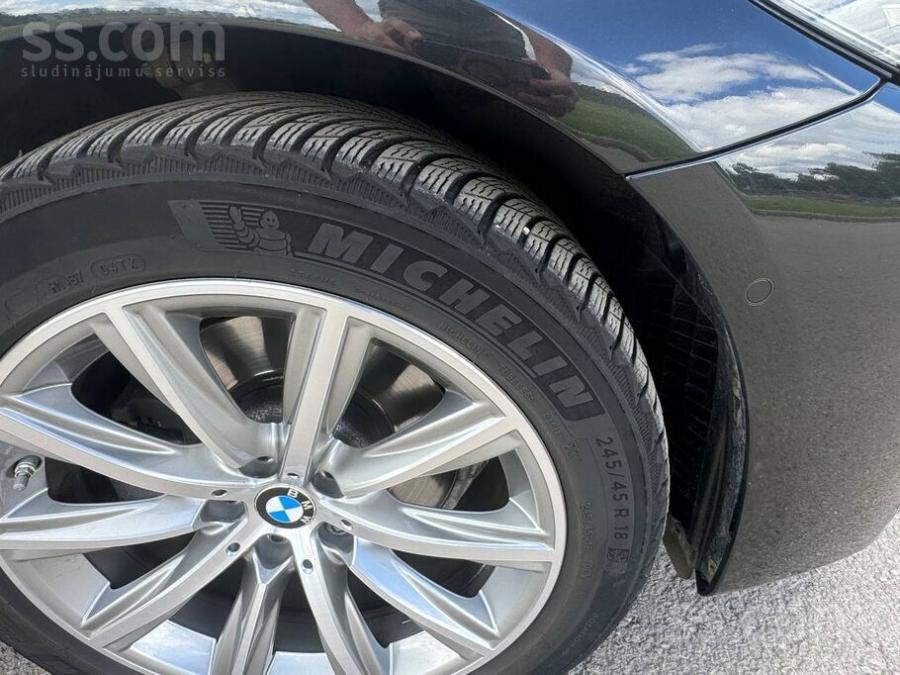 Black BMW 520 2021 in Riga, with an engine capacity of 2.00 L and mileage of 209 thousand km for 24000 €, photo 17 on AUTOMOTO.COM.LV