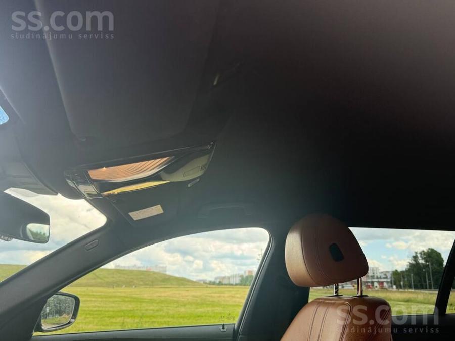 Black BMW 520 2021 in Riga, with an engine capacity of 2.00 L and mileage of 209 thousand km for 24000 €, photo 19 on AUTOMOTO.COM.LV