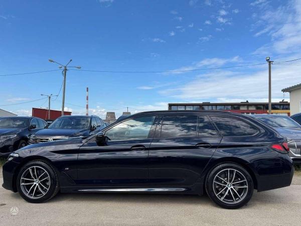 Black BMW 520 2021 in Vilnius, with an engine capacity of 2.00 L and mileage of 165 thousand km for 24600 €, photo 5 on AUTOMOTO.COM.LV