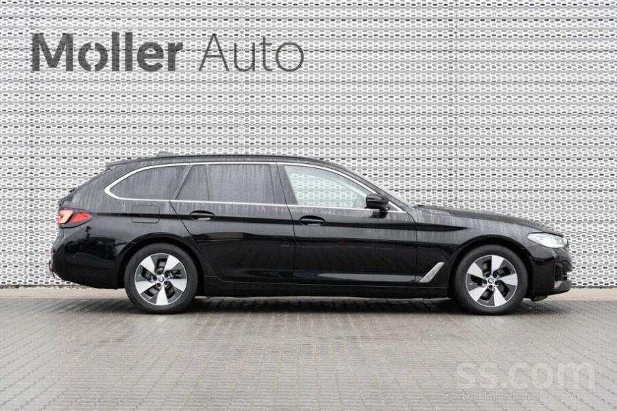 Melns BMW 520 2022 Rīga, ar dzinēja tilpumu 2.00 L un nobraukumu 137 tūkst. km par 27000 €, foto 5 vietnē AUTOMOTO.COM.LV