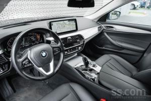 Melns BMW 520 2022 Rīga, ar dzinēja tilpumu 2.00 L un nobraukumu 137 tūkst. km par 27000 €, foto 10 vietnē AUTOMOTO.COM.LV