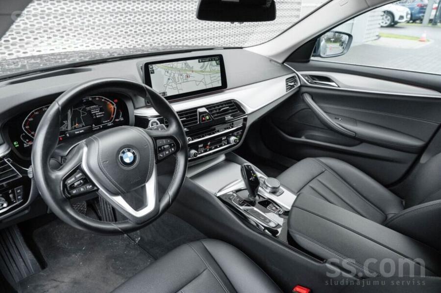 Melns BMW 520 2022 Rīga, ar dzinēja tilpumu 2.00 L un nobraukumu 137 tūkst. km par 27000 €, foto 10 vietnē AUTOMOTO.COM.LV