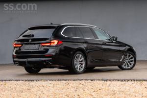 Melns BMW 520 2022 Jelgava, ar dzinēja tilpumu 2.00 L un nobraukumu 201 tūkst. km par 23700 €, foto 5 vietnē AUTOMOTO.COM.LV