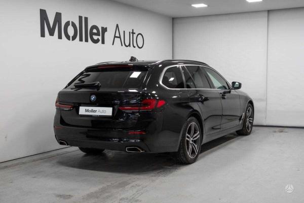 Melns BMW 520 2022 Viļņa, ar dzinēja tilpumu 2.00 L un nobraukumu 146 tūkst. km par 30500 €, foto 4 vietnē AUTOMOTO.COM.LV