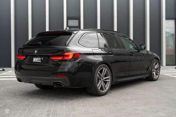 Melns BMW 520 2022 Viļņa, ar dzinēja tilpumu 2.00 L un nobraukumu 86 tūkst. km par 31950 €, foto 5 vietnē AUTOMOTO.COM.LV