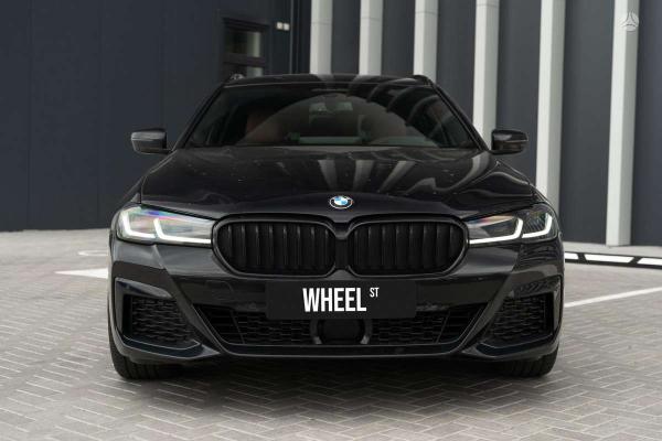 Melns BMW 520 2022 Viļņa, ar dzinēja tilpumu 2.00 L un nobraukumu 86 tūkst. km par 31950 €, foto 8 vietnē AUTOMOTO.COM.LV