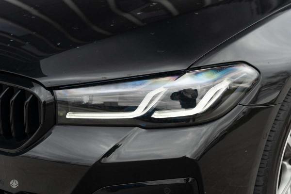 Melns BMW 520 2022 Viļņa, ar dzinēja tilpumu 2.00 L un nobraukumu 86 tūkst. km par 31950 €, foto 9 vietnē AUTOMOTO.COM.LV