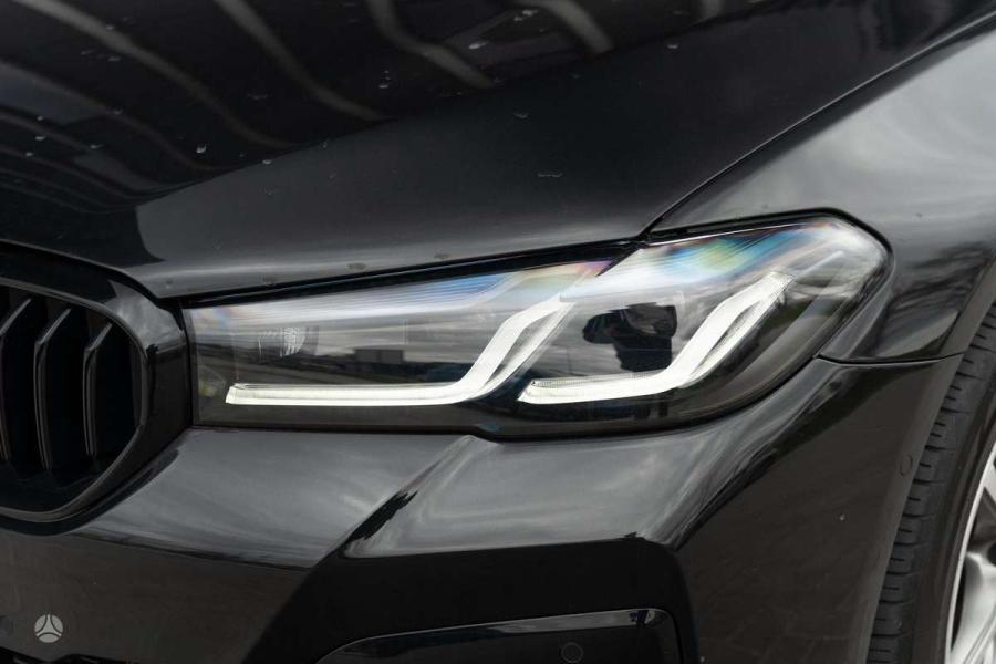 Melns BMW 520 2022 Viļņa, ar dzinēja tilpumu 2.00 L un nobraukumu 86 tūkst. km par 31950 €, foto 10 vietnē AUTOMOTO.COM.LV