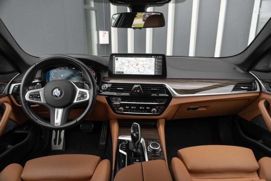 Melns BMW 520 2022 Viļņa, ar dzinēja tilpumu 2.00 L un nobraukumu 86 tūkst. km par 31950 €, foto 18 vietnē AUTOMOTO.COM.LV