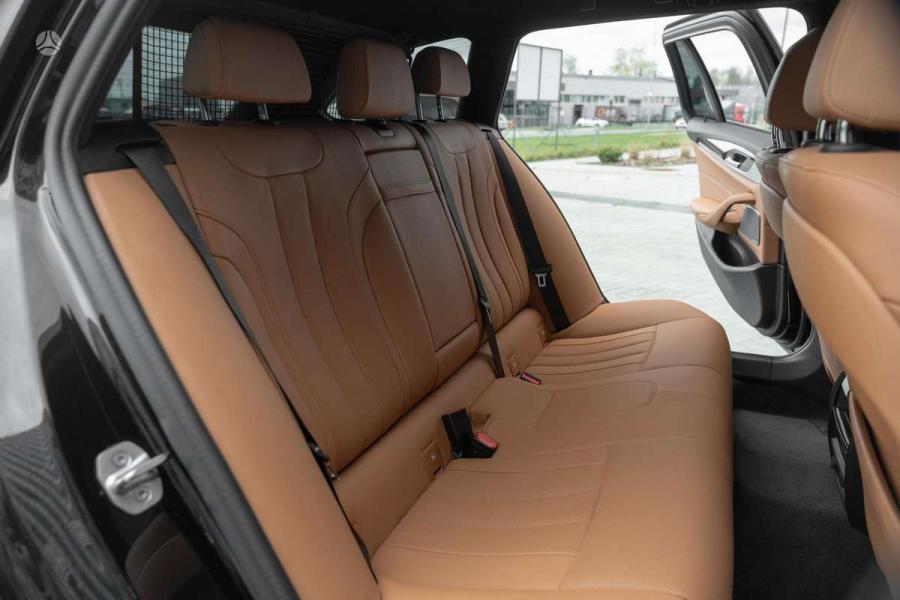 Melns BMW 520 2022 Viļņa, ar dzinēja tilpumu 2.00 L un nobraukumu 86 tūkst. km par 31950 €, foto 21 vietnē AUTOMOTO.COM.LV