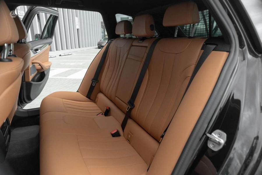 Melns BMW 520 2022 Viļņa, ar dzinēja tilpumu 2.00 L un nobraukumu 86 tūkst. km par 31950 €, foto 22 vietnē AUTOMOTO.COM.LV