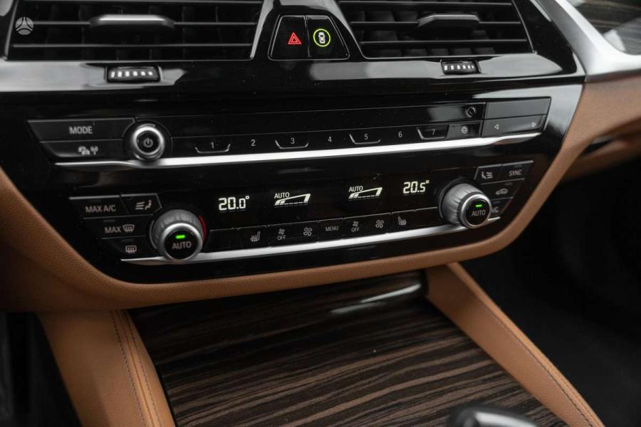 Melns BMW 520 2022 Viļņa, ar dzinēja tilpumu 2.00 L un nobraukumu 86 tūkst. km par 31950 €, foto 33 vietnē AUTOMOTO.COM.LV