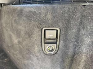 Black BMW 520 2022 in Vilnius, with an engine capacity of 2.00 L and mileage of 182 thousand km for 14900 €, photo 20 on AUTOMOTO.COM.LV