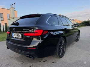 Melns BMW 520 2022 Kauņa, ar dzinēja tilpumu 2.00 L un nobraukumu 400 tūkst. km par 16700 €, foto 5 vietnē AUTOMOTO.COM.LV