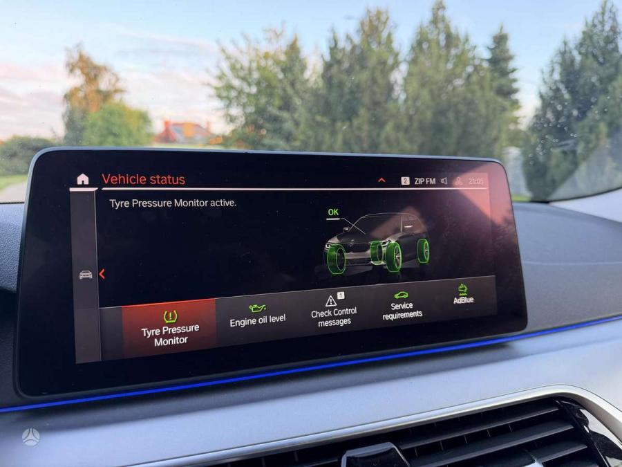 Melns BMW 520 2022 Kauņa, ar dzinēja tilpumu 2.00 L un nobraukumu 400 tūkst. km par 16700 €, foto 17 vietnē AUTOMOTO.COM.LV