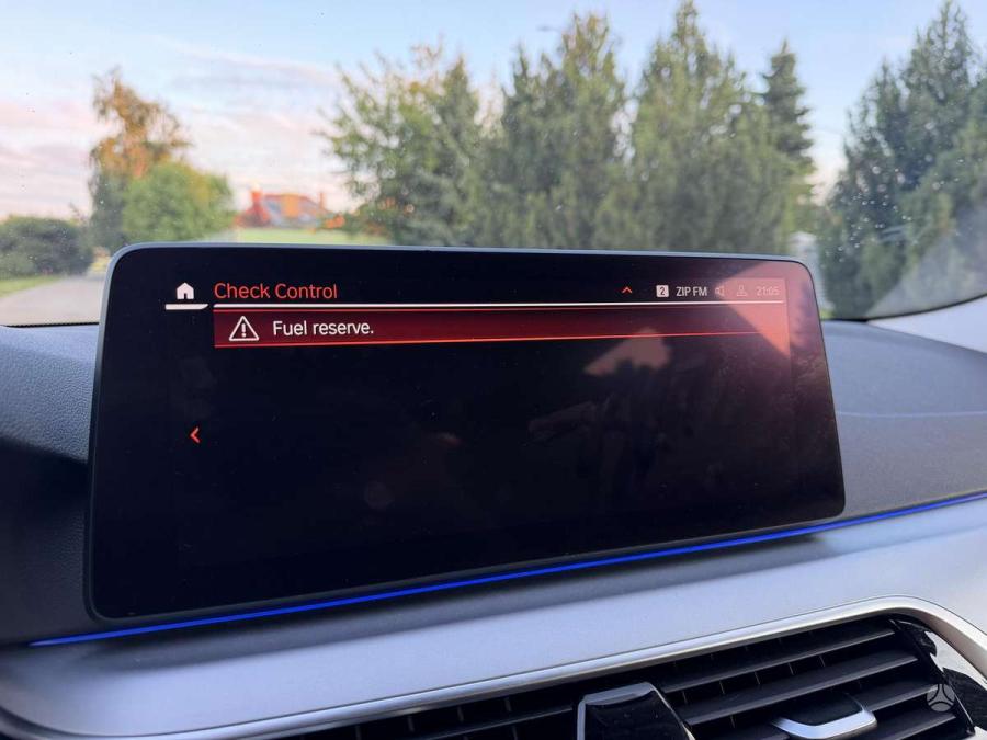 Melns BMW 520 2022 Kauņa, ar dzinēja tilpumu 2.00 L un nobraukumu 400 tūkst. km par 16700 €, foto 19 vietnē AUTOMOTO.COM.LV