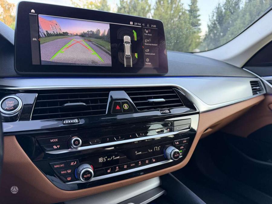 Melns BMW 520 2022 Kauņa, ar dzinēja tilpumu 2.00 L un nobraukumu 400 tūkst. km par 16700 €, foto 21 vietnē AUTOMOTO.COM.LV