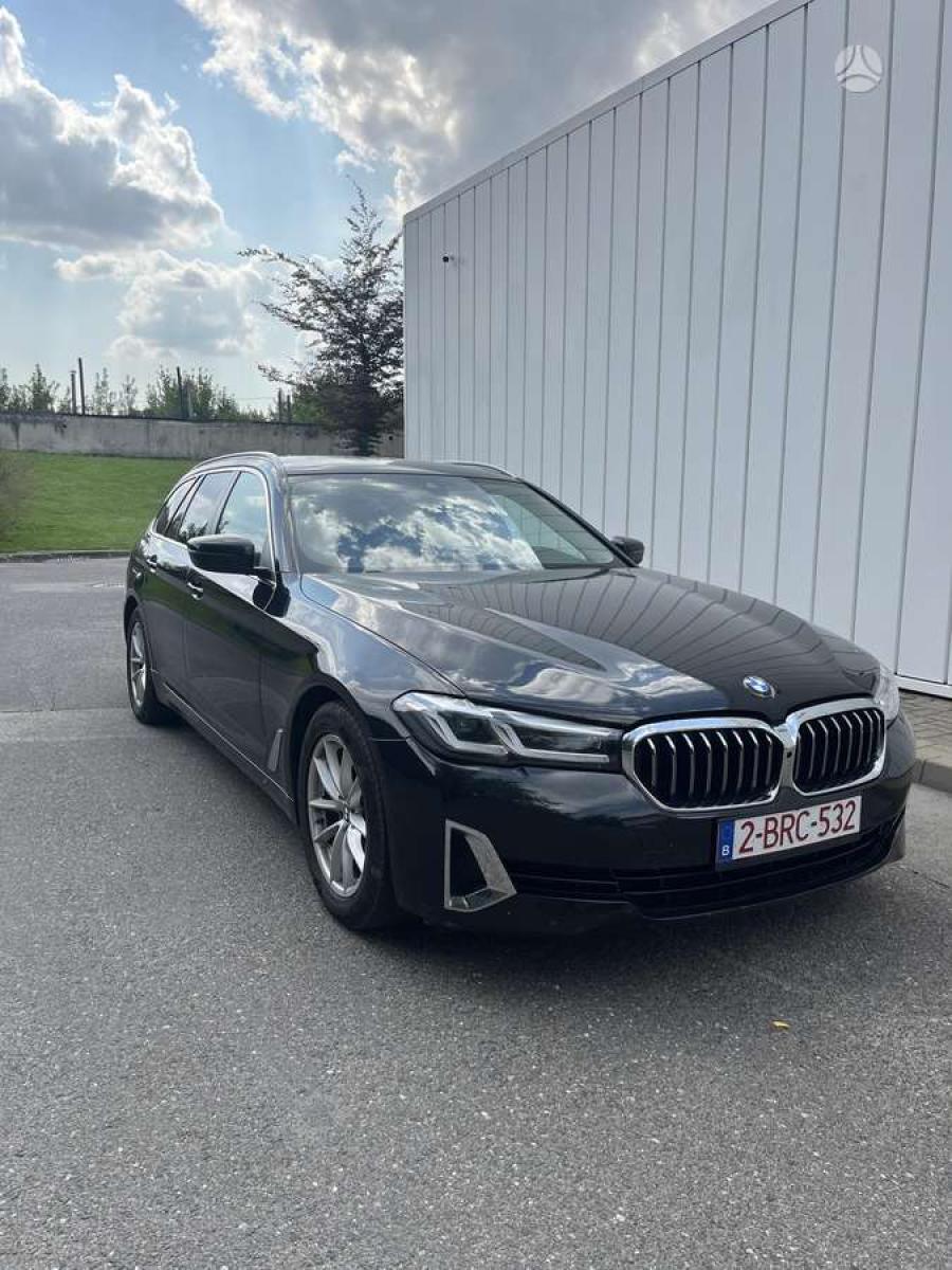 Melns BMW 520 2022 Panevēža, ar dzinēja tilpumu 2.00 L un nobraukumu 139 tūkst. km par 20000 €, foto 4 vietnē AUTOMOTO.COM.LV