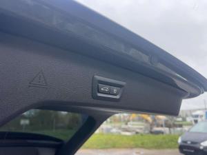 Black BMW 520 2022 in Ukmerge, with an engine capacity of 2.00 L and mileage of 230 thousand km for 22500 €, photo 40 on AUTOMOTO.COM.LV