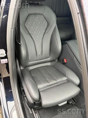 Melns BMW 520 2022 Jelgava, ar dzinēja tilpumu 2.00 L un nobraukumu 186 tūkst. km par 28900 €, foto 11 vietnē AUTOMOTO.COM.LV