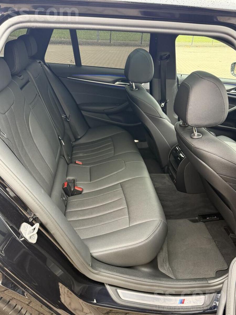 Melns BMW 520 2022 Jelgava, ar dzinēja tilpumu 2.00 L un nobraukumu 186 tūkst. km par 28900 €, foto 12 vietnē AUTOMOTO.COM.LV