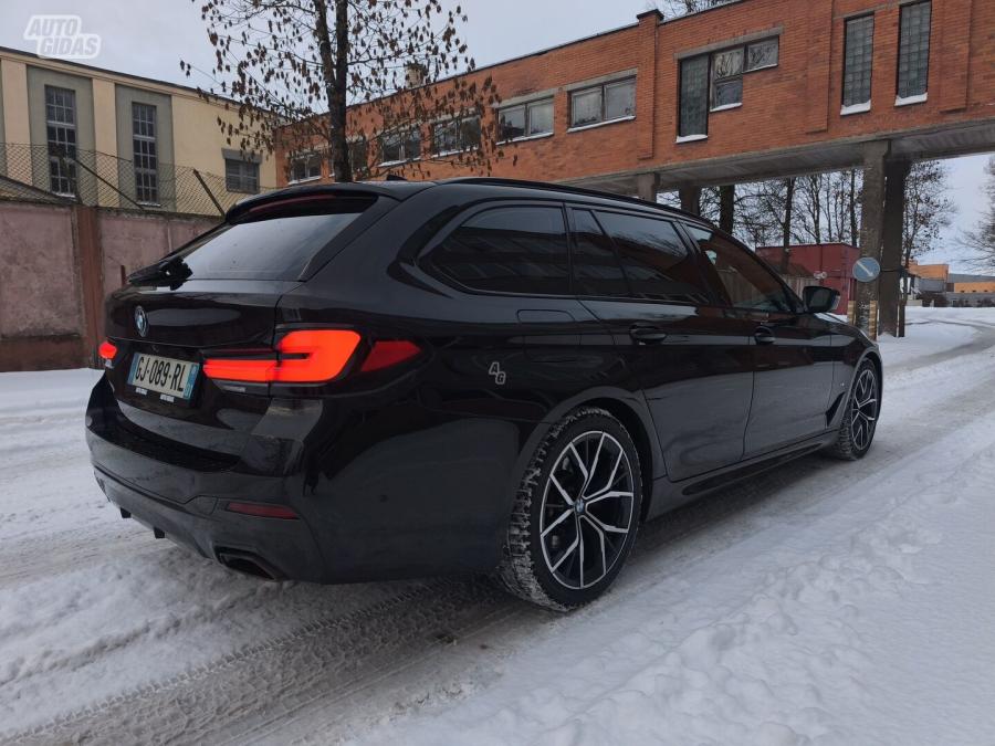 Black BMW 520 2023 in Siauliai, with an engine capacity of 2.00 L and mileage of 180 thousand km for 34999 €, photo 3 on AUTOMOTO.COM.LV