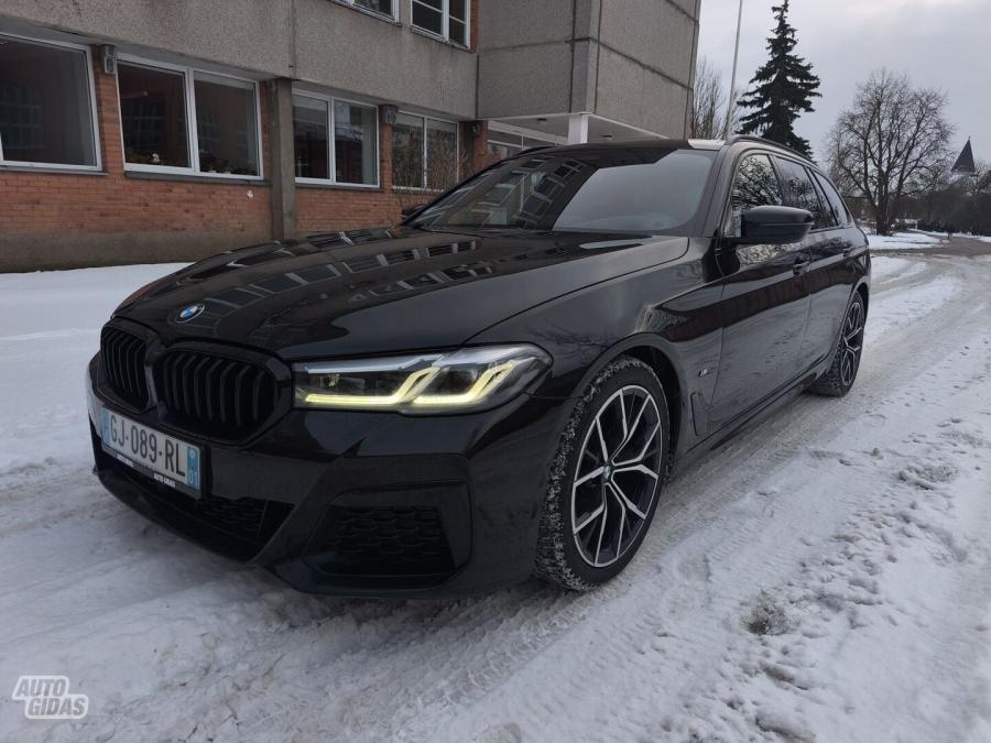 Black BMW 520 2023 in Siauliai, with an engine capacity of 2.00 L and mileage of 180 thousand km for 34999 €, photo 7 on AUTOMOTO.COM.LV
