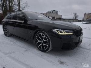 Black BMW 520 2023 in Siauliai, with an engine capacity of 2.00 L and mileage of 180 thousand km for 34999 €, photo 23 on AUTOMOTO.COM.LV