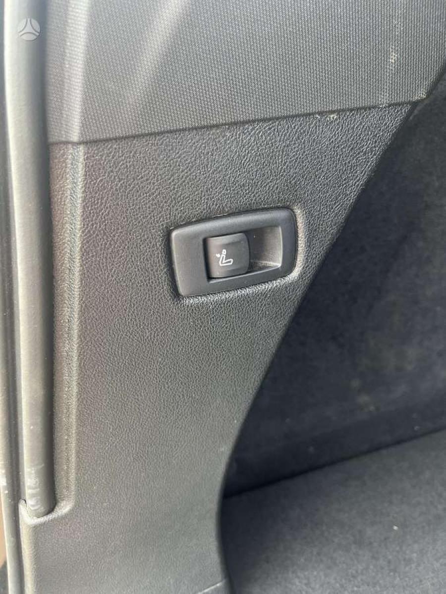 Melns BMW 520 2023 Kauņa, ar dzinēja tilpumu 2.00 L un nobraukumu 84 tūkst. km par 33500 €, foto 12 vietnē AUTOMOTO.COM.LV