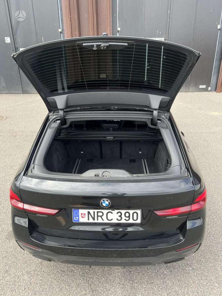 Melns BMW 520 2023 Kauņa, ar dzinēja tilpumu 2.00 L un nobraukumu 84 tūkst. km par 33500 €, foto 14 vietnē AUTOMOTO.COM.LV