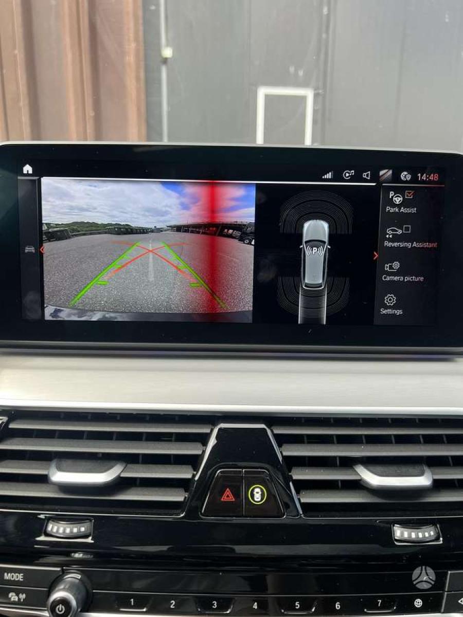 Melns BMW 520 2023 Kauņa, ar dzinēja tilpumu 2.00 L un nobraukumu 84 tūkst. km par 33500 €, foto 37 vietnē AUTOMOTO.COM.LV