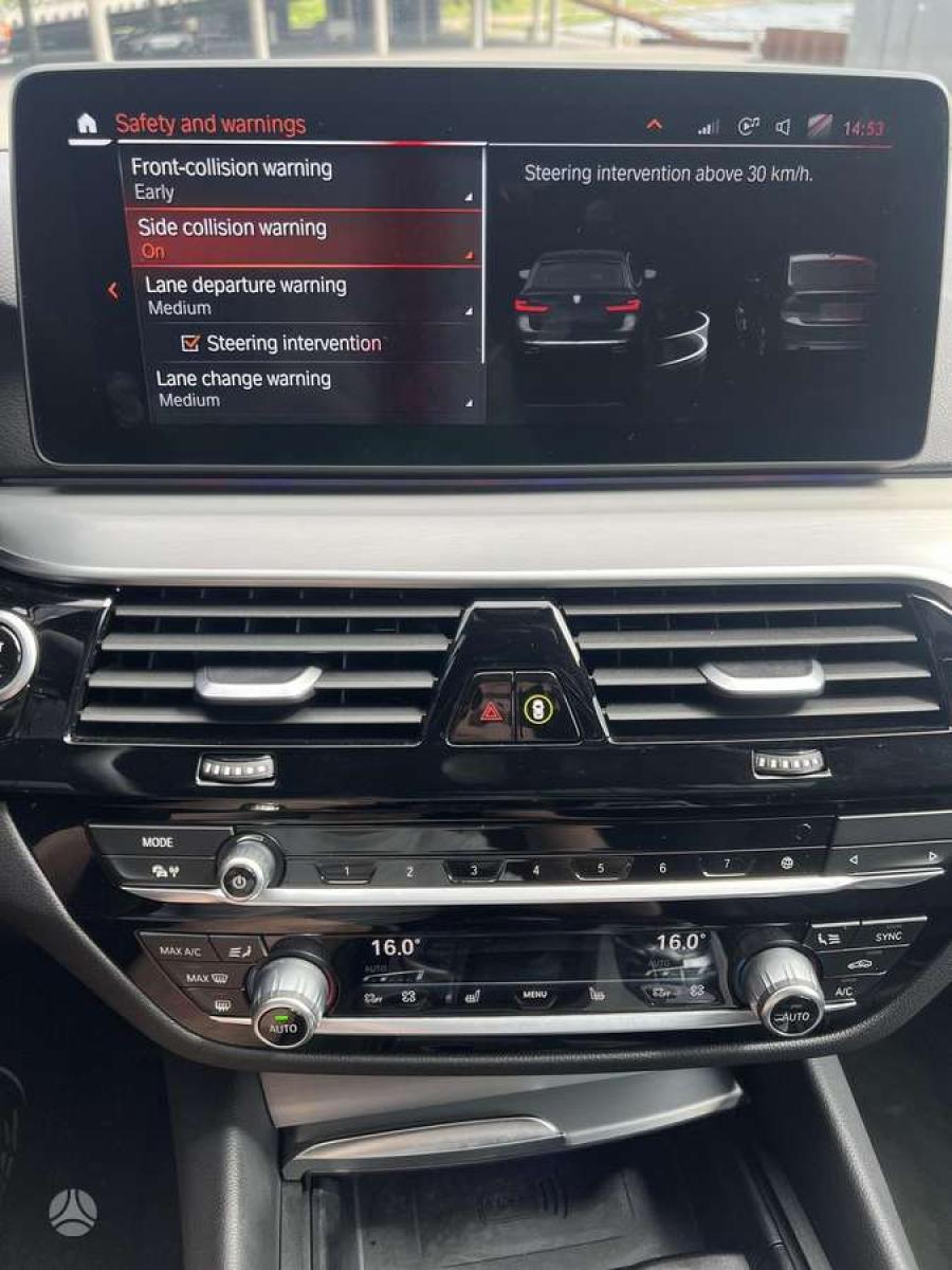 Melns BMW 520 2023 Kauņa, ar dzinēja tilpumu 2.00 L un nobraukumu 84 tūkst. km par 33500 €, foto 39 vietnē AUTOMOTO.COM.LV