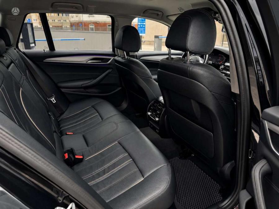 Black BMW 520 2023 in Klaipeda, with an engine capacity of 2.00 L and mileage of 99 thousand km for 28500 €, photo 14 on AUTOMOTO.COM.LV