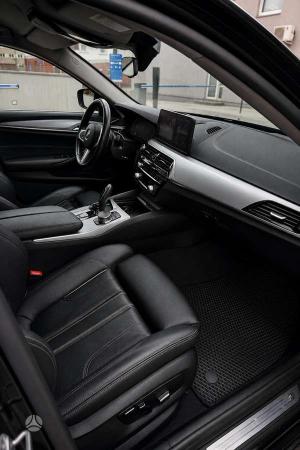 Black BMW 520 2023 in Klaipeda, with an engine capacity of 2.00 L and mileage of 99 thousand km for 28500 €, photo 15 on AUTOMOTO.COM.LV