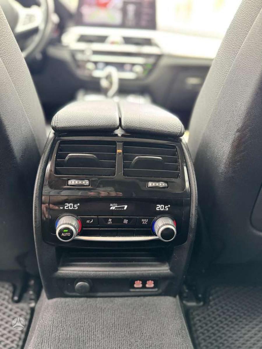 Black BMW 520 2023 in Klaipeda, with an engine capacity of 2.00 L and mileage of 99 thousand km for 28500 €, photo 23 on AUTOMOTO.COM.LV