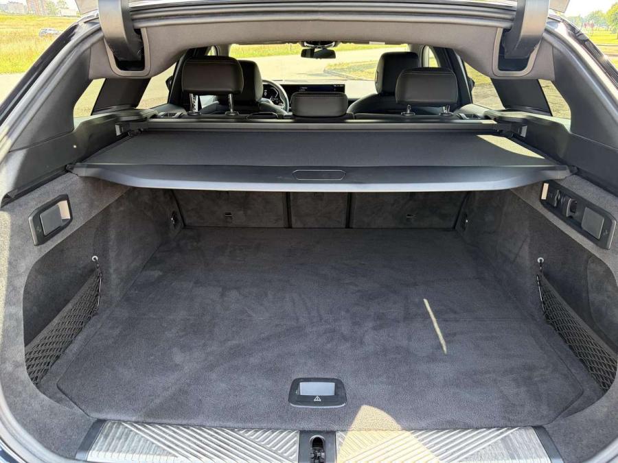 Melns BMW 520 2024 Kauņa, ar dzinēja tilpumu 0.00 L un nobraukumu 21 tūkst. km par 45000 €, foto 5 vietnē AUTOMOTO.COM.LV