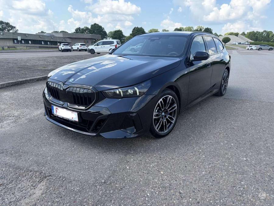 Melns BMW 520 2024 Kauņa, ar dzinēja tilpumu 0.00 L un nobraukumu 21 tūkst. km par 45000 €, foto 10 vietnē AUTOMOTO.COM.LV