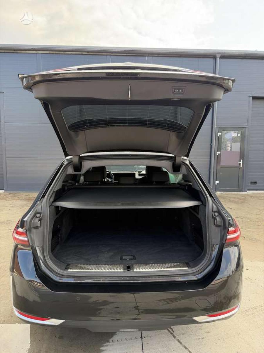 Melns BMW 520 2024 Kauņa, ar dzinēja tilpumu 2.00 L un nobraukumu 85 tūkst. km par 24850 €, foto 12 vietnē AUTOMOTO.COM.LV