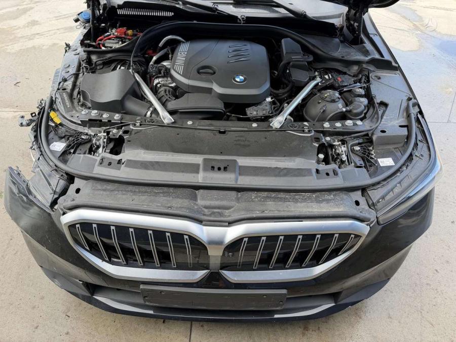 Melns BMW 520 2024 Kauņa, ar dzinēja tilpumu 2.00 L un nobraukumu 85 tūkst. km par 24850 €, foto 17 vietnē AUTOMOTO.COM.LV