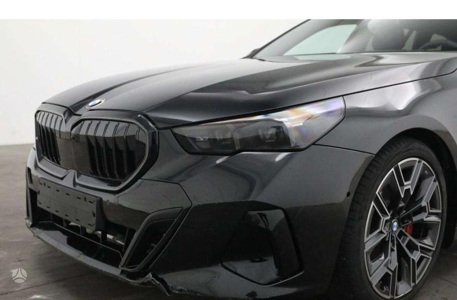 Melns BMW 520 2025 Kauņa, ar dzinēja tilpumu 2.00 L un nobraukumu 4 tūkst. km par 37994 €, foto 6 vietnē AUTOMOTO.COM.LV