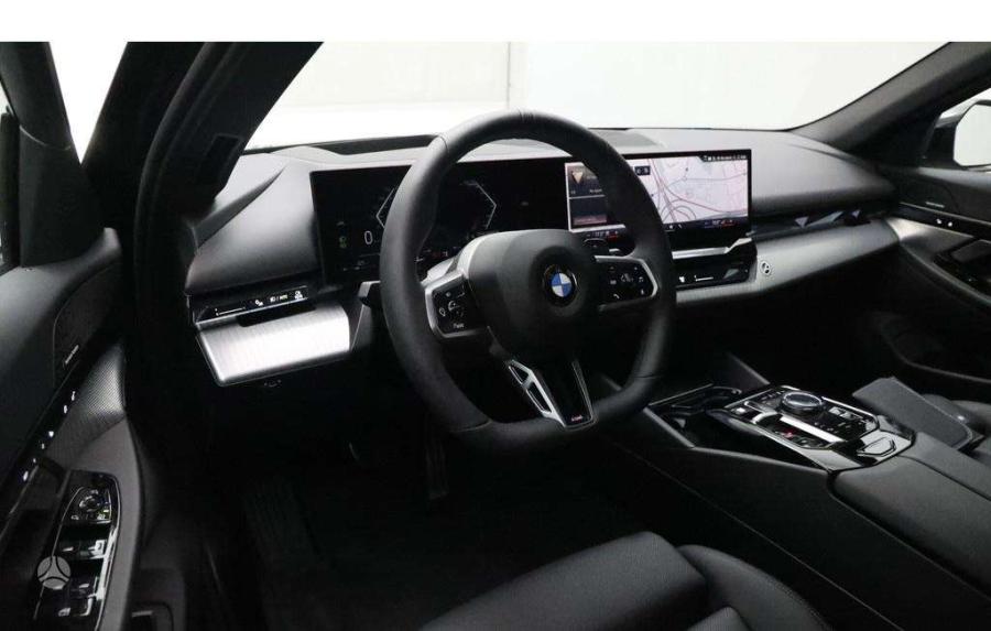 Melns BMW 520 2025 Kauņa, ar dzinēja tilpumu 2.00 L un nobraukumu 4 tūkst. km par 37994 €, foto 16 vietnē AUTOMOTO.COM.LV