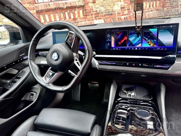 Melns BMW 520 2025 Ventspils, ar dzinēja tilpumu 2.00 L un nobraukumu 43 tūkst. km par 55000 €, foto 9 vietnē AUTOMOTO.COM.LV
