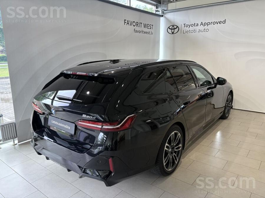 Melns BMW 520 2025 Ventspils, ar dzinēja tilpumu 2.00 L un nobraukumu 50 tūkst. km par 51990 €, foto 5 vietnē AUTOMOTO.COM.LV