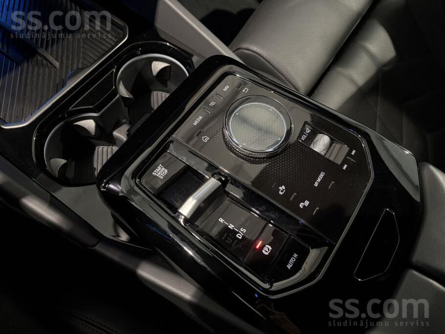 Melns BMW 520 2025 Ventspils, ar dzinēja tilpumu 2.00 L un nobraukumu 50 tūkst. km par 51990 €, foto 17 vietnē AUTOMOTO.COM.LV