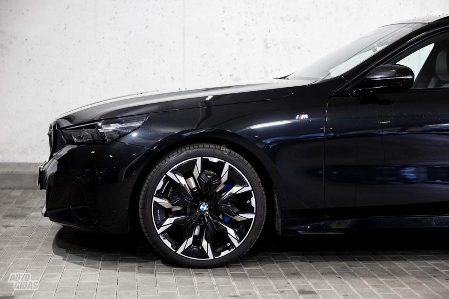 Melns BMW 520 2025 Viļņa, ar dzinēja tilpumu 2.00 L un nobraukumu 64 tūkst. km par 56771 €, foto 9 vietnē AUTOMOTO.COM.LV