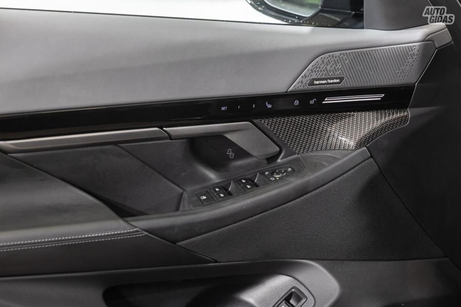 Melns BMW 520 2025 Viļņa, ar dzinēja tilpumu 2.00 L un nobraukumu 64 tūkst. km par 56771 €, foto 17 vietnē AUTOMOTO.COM.LV